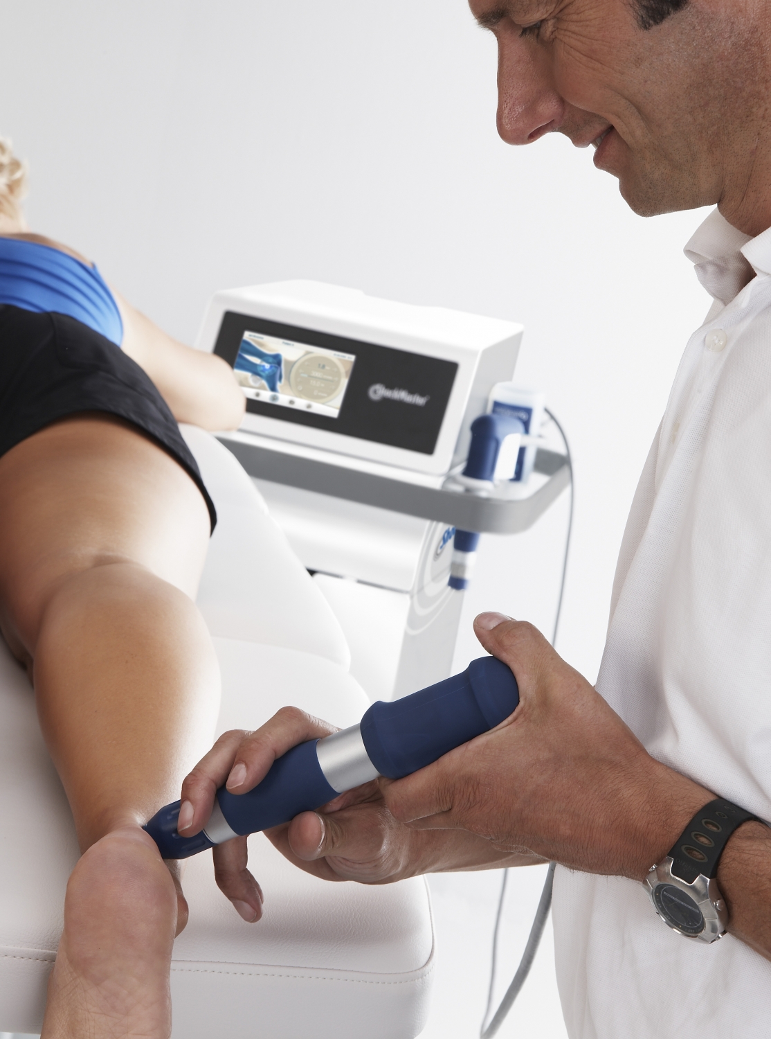 Shockwave IMG_0860 - Physio Clinic Bristol